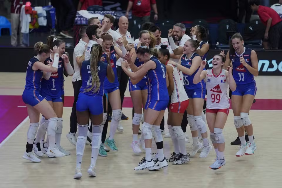 Volley : Les Bleues du volley signent un exploit historique en ...